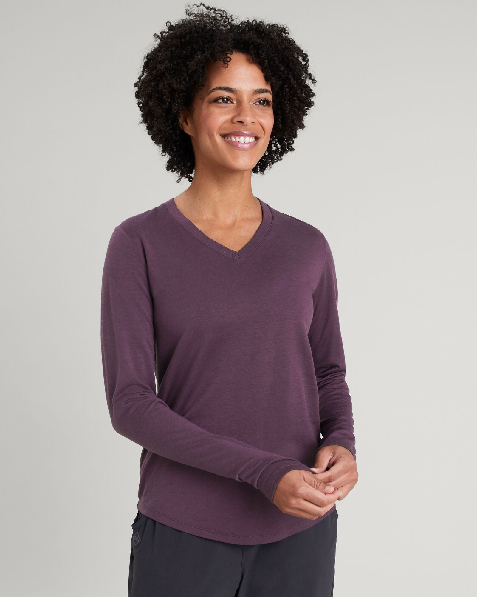 Women's 100% Merino Long Sleeve V-Top - Jam – Kathmandu AU