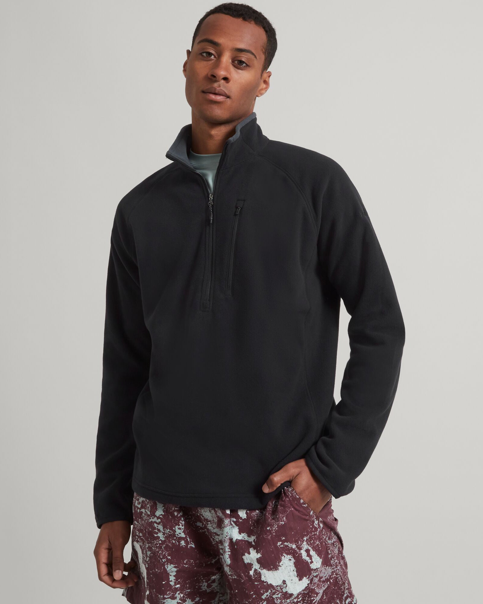 Men's Ridge 100 PrimaLoft Bio Pullover - Black – Kathmandu AU