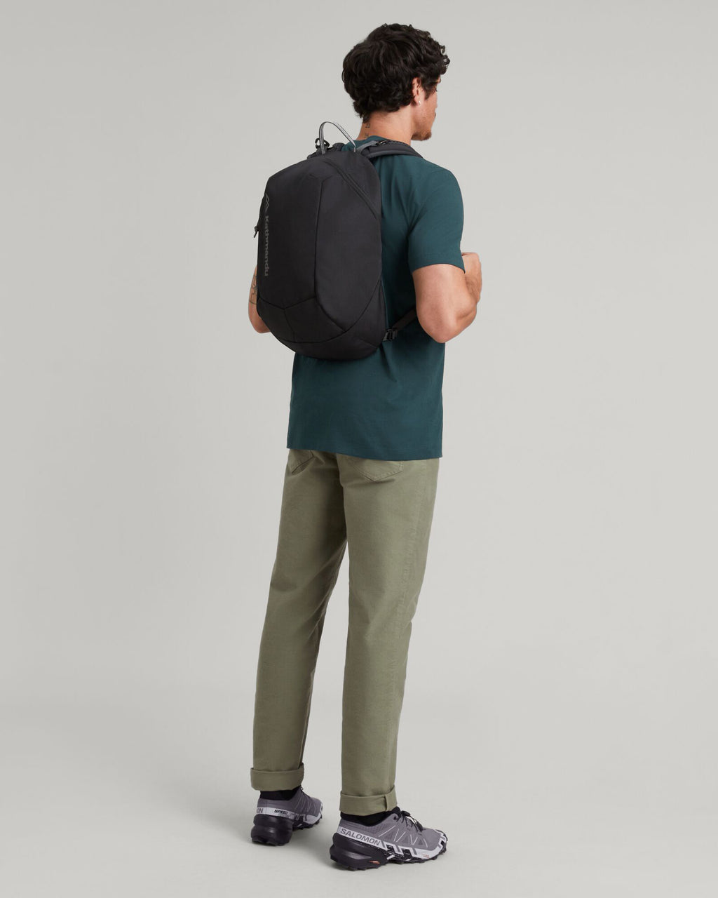 Gluon Beyond Backpack - 18L - Black Stingray – Kathmandu AU