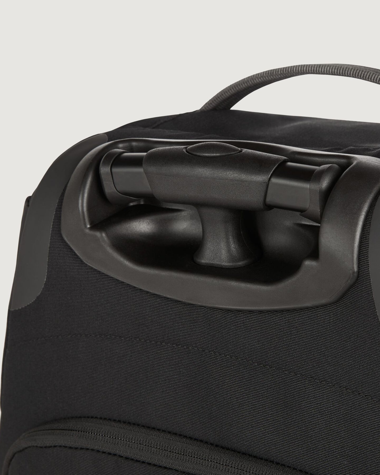 Hybrid Trolley v5 - 50L - Black Stingray – Kathmandu AU