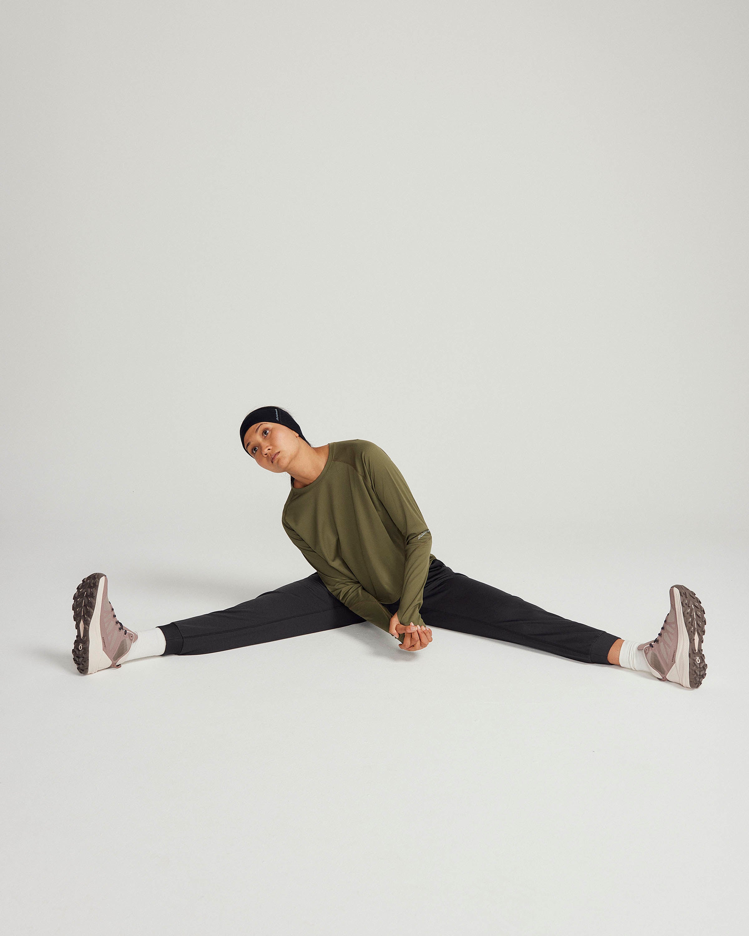 Women's SUN-Stopper LT Long Sleeve Top - Light Moss – Kathmandu AU