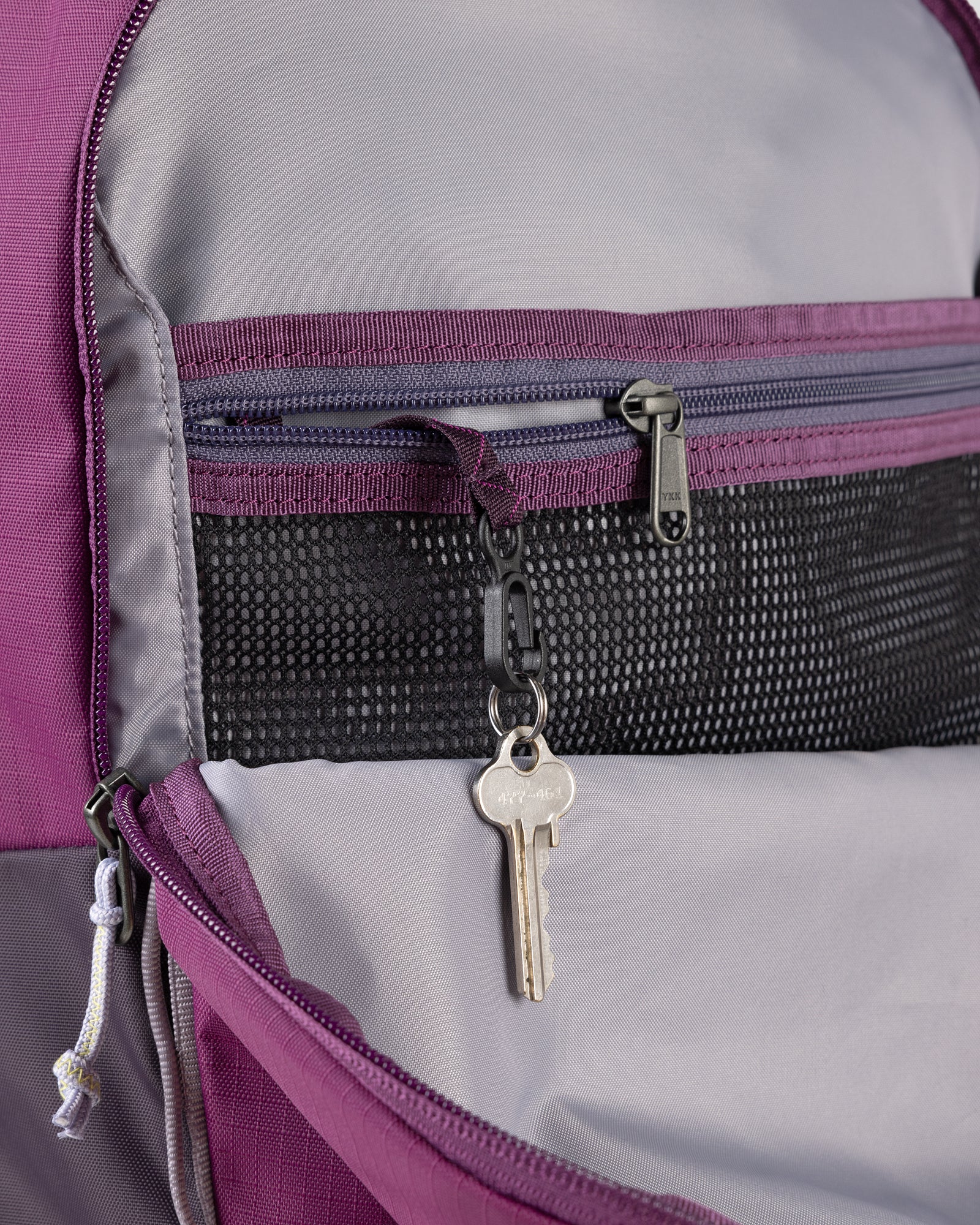 Axon Everyday Backpack - Berry/Orbit – Kathmandu AU