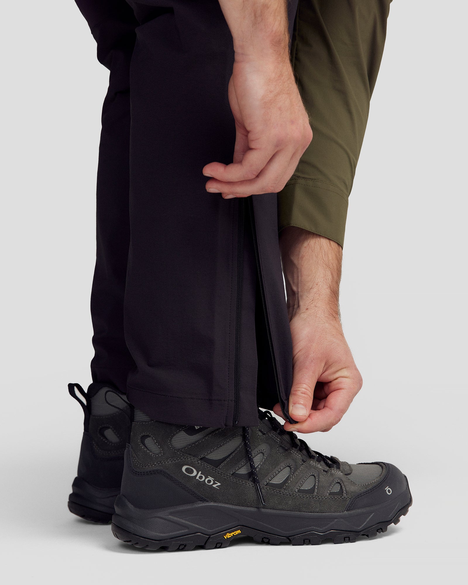 Men’s Ridge Convertible Pants - Black Stingray – Kathmandu AU