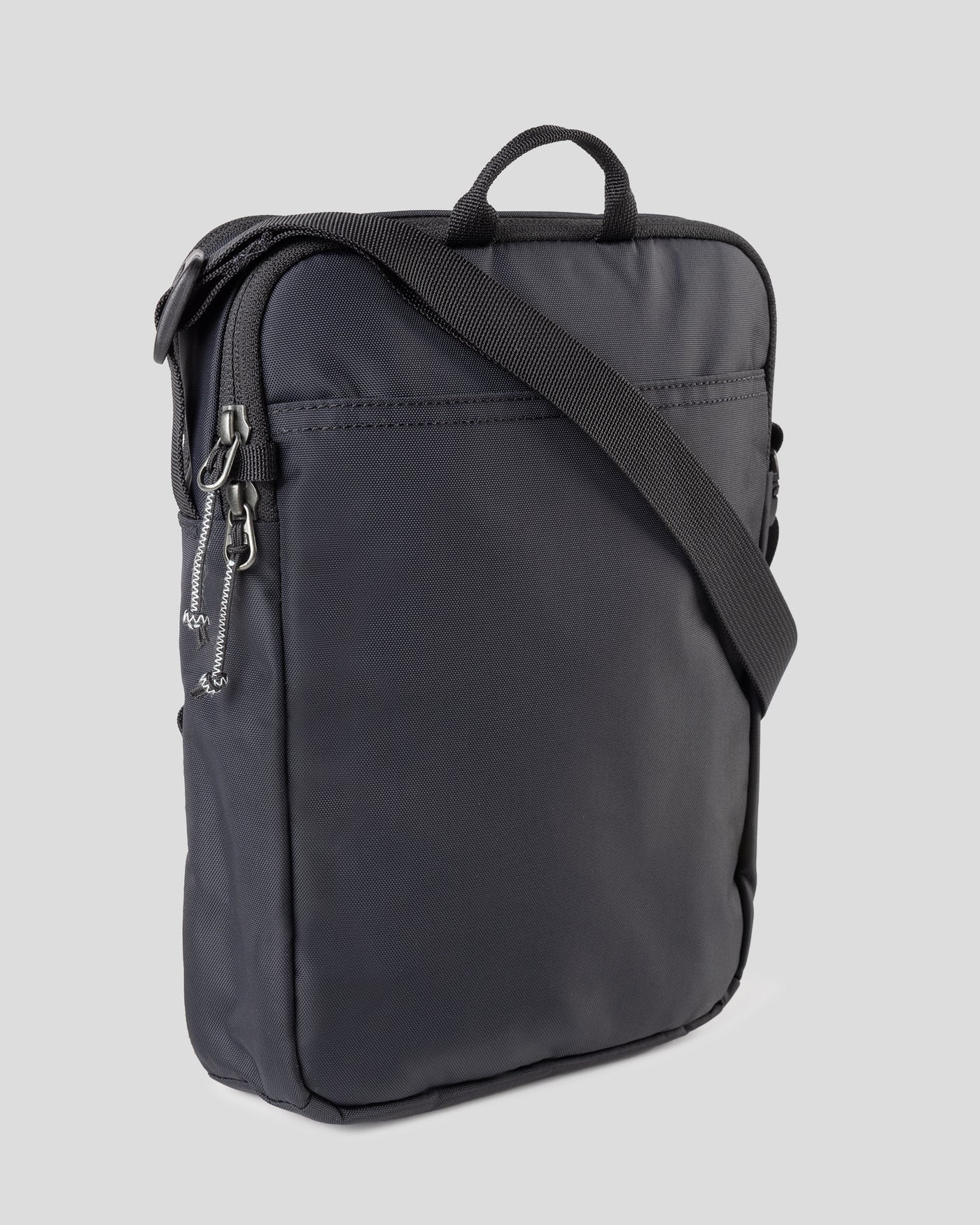 Flight RFID Pouch - Black Stingray – Kathmandu AU